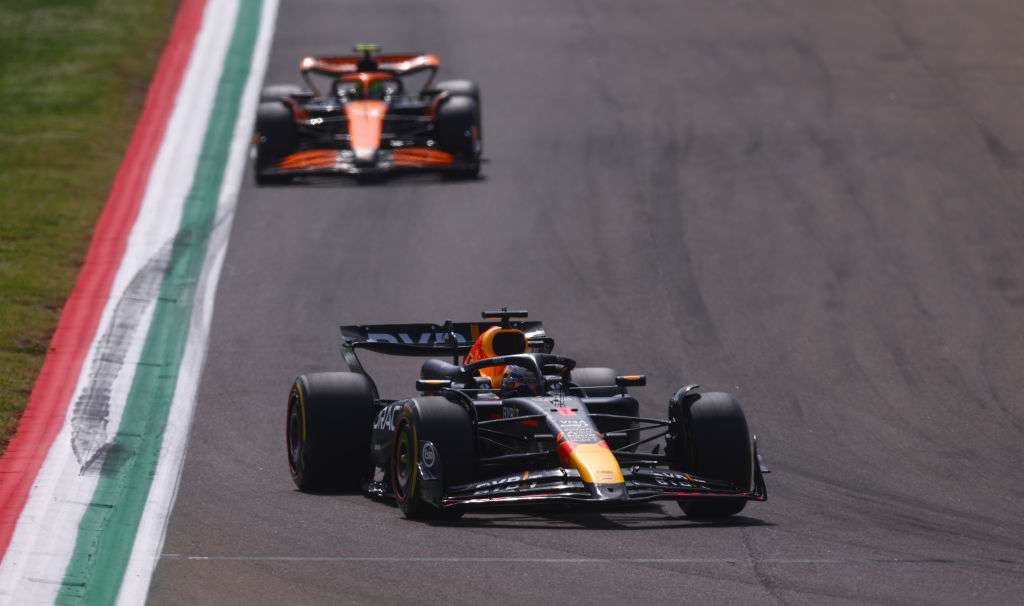 Max Verstappen niukkaan voittoon Max Verstappen niukkaan voittoon