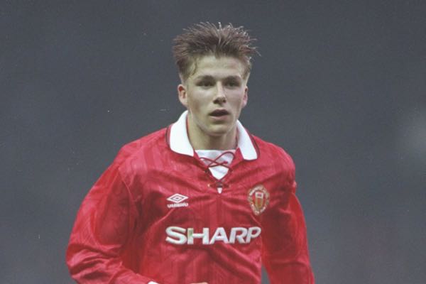 Harvinainen kuva: Tältä näytti 18-vuotias David Beckham Manchester ...